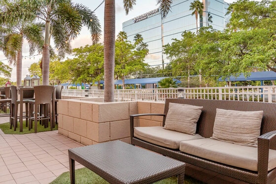 The Westin Fort Lauderdale: Pool & Spa Day Pass Fort Lauderdale ...