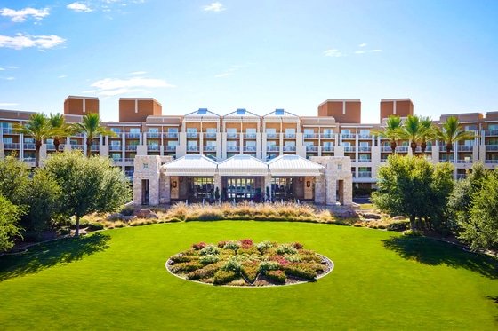 JW Marriott Phoenix Desert Ridge Resort & Spa: Pool & Spa Day Pass ...