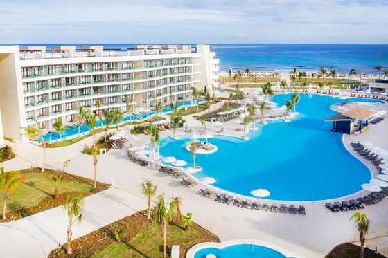 Ocean Coral Spring Resort - All Inclusive: Pool & Spa Day Pass Montego ...