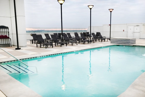 Grand Hyatt DFW Airport - Terminal D : Pool & Spa Day Pass Dallas ...