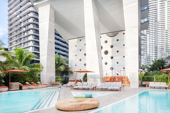 EAST Miami : Pool & Spa Day Pass Miami | ResortPass