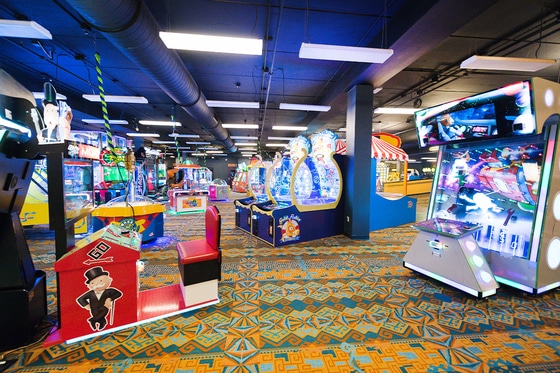 Camelback Resort Poconos: Pool & Spa Day Pass Poconos | ResortPass