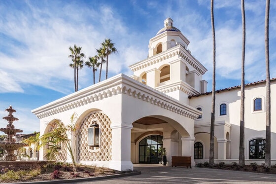 Zachari Dunes on Mandalay Beach, Curio Collection by Hilton: Pool & Spa ...