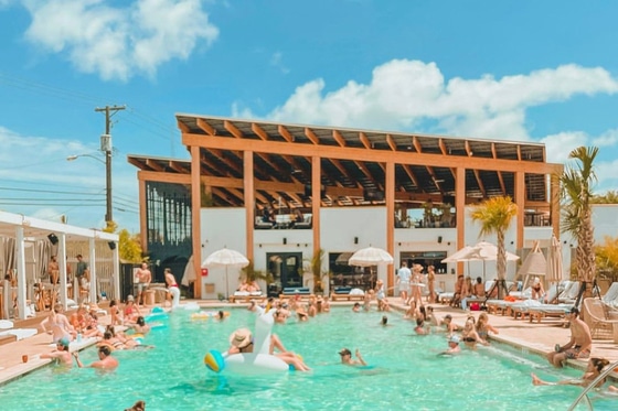 The Wonderer Charleston: Pool & Spa Day Pass Charleston | ResortPass