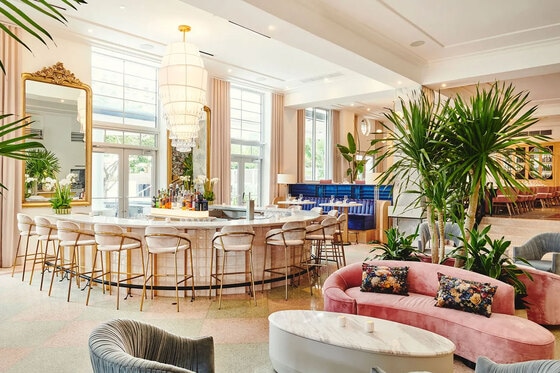 The Gabriel Miami South Beach, Curio Collection by Hilton: Pool & Spa ...