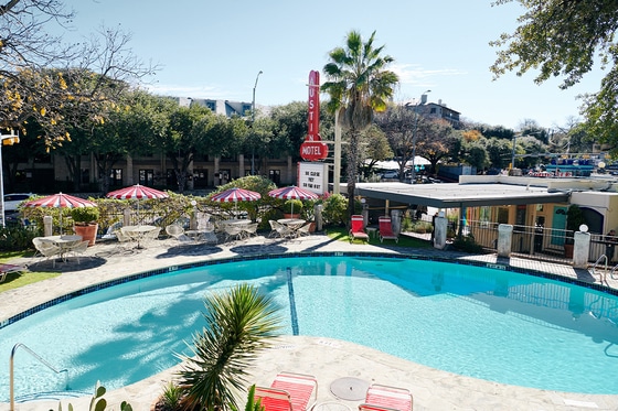 Austin Motel: Pool & Spa Day Pass Austin | ResortPass
