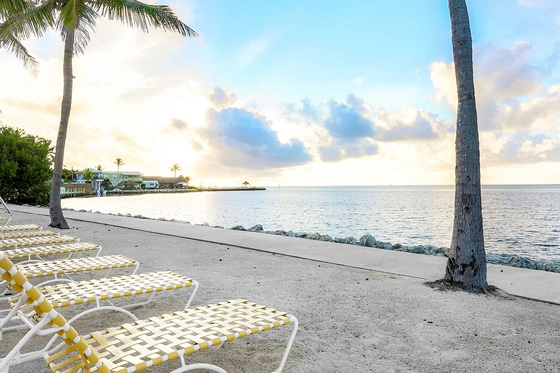 Fisher Inn Resort & Marina: Pool & Spa Day Pass Islamorada | ResortPass