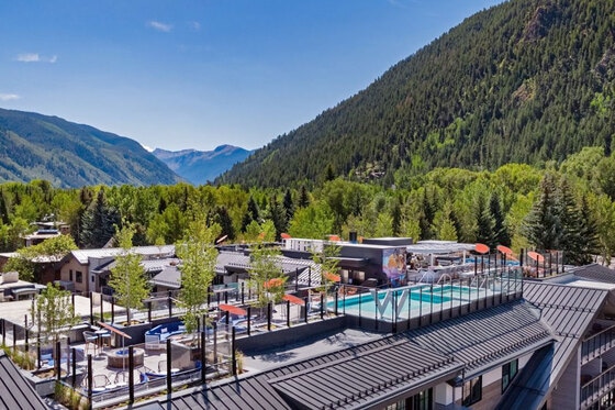 W Aspen: Pool & Spa Day Pass Aspen | ResortPass