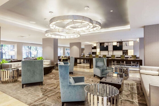 DoubleTree by Hilton Hotel & Suites Houston by the Galleria: Pool & Spa ...