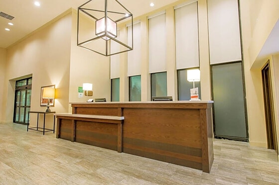 Hotel MTK Mount Kisco: Pool & Spa Day Pass New York | ResortPass