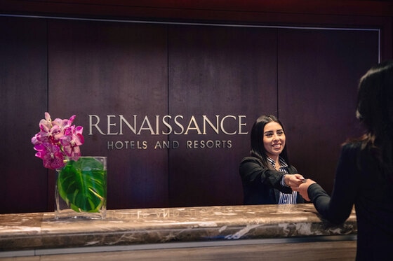 Renaissance Los Angeles Airport Hotel: Pool & Spa Day Pass Los Angeles ...