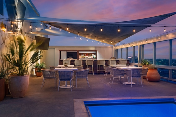 Omni Austin Hotel Downtown: Pool & Spa Day Pass Austin | ResortPass