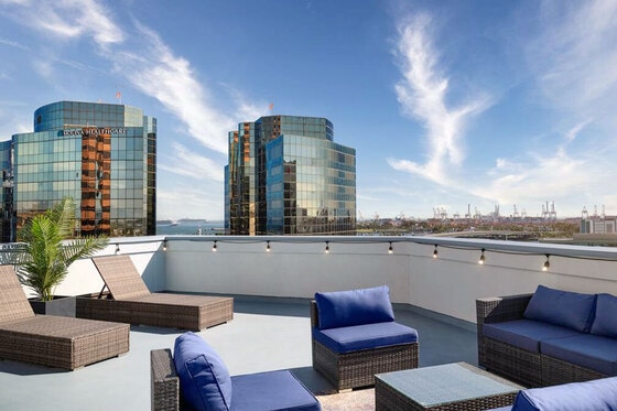 Hilton Long Beach: Pool & Spa Day Pass Long Beach | ResortPass