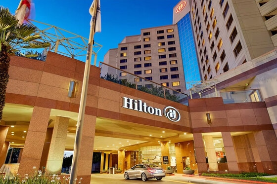 Hilton Long Beach: Pool & Spa Day Pass Long Beach | ResortPass
