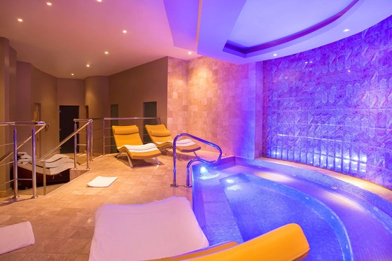 Hilton Panama: Pool & Spa Day Pass Panama City | ResortPass