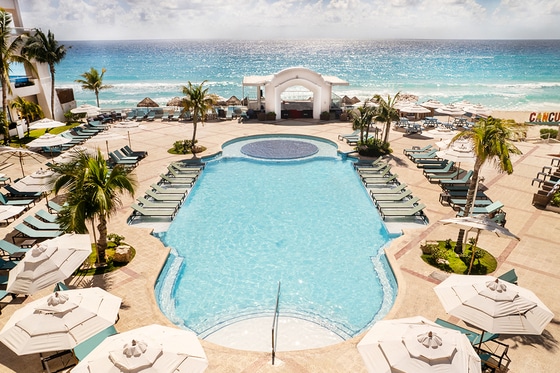 Wyndham Alltra Cancun - All Inclusive: Pool & Spa Day Pass Cancún ...