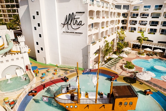 Wyndham Alltra Cancun - All Inclusive: Pool & Spa Day Pass Cancún ...