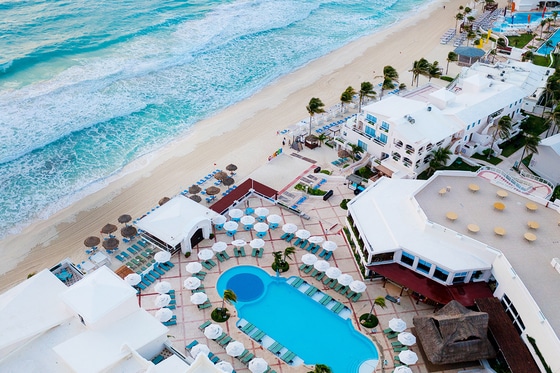 Wyndham Alltra Cancun - All Inclusive: Pool & Spa Day Pass Cancún ...
