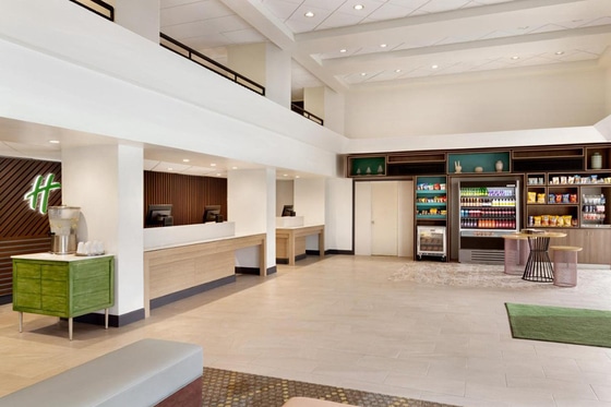 Holiday Inn Houston-InterContinental Airport: Pool & Spa Day Pass ...