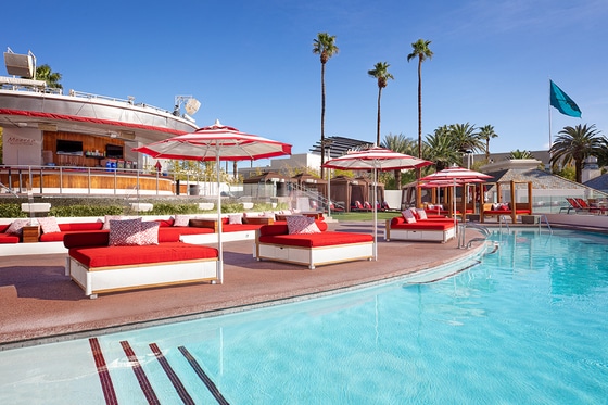 Mandalay Bay Pool And Spa Day Pass Las Vegas Resortpass