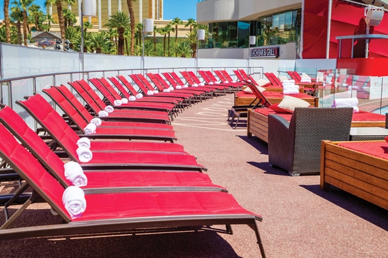Mandalay Bay Pool And Spa Day Pass Las Vegas Resortpass