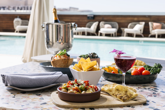 Kimpton Hotel Palomar Phoenix: Pool & Spa Day Pass Phoenix | ResortPass