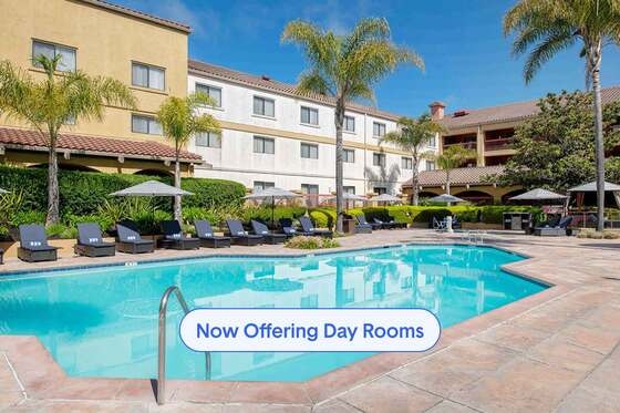 Doubletree by Hilton Sonoma Wine Country: Pool & Spa Day Pass Sonoma ...