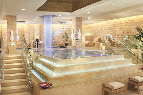 Caesars Palace Las Vegas: Pool & Spa Day Pass Las Vegas | ResortPass