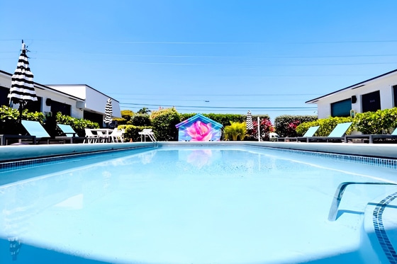 Pier Walk on Deerfield Beach : Pool & Spa Day Pass Deerfield Beach ...