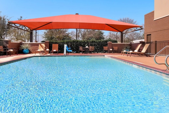 Hyatt Place Dallas/Grapevine: Pool & Spa Day Pass Dallas | ResortPass