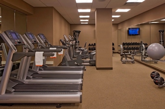 Hyatt Regency Lisle near Naperville: Pool & Spa Day Pass Lisle | ResortPass