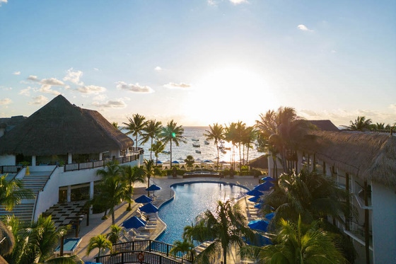The Reef Coco Beach: Pool & Spa Day Pass Playa del Carmen | ResortPass