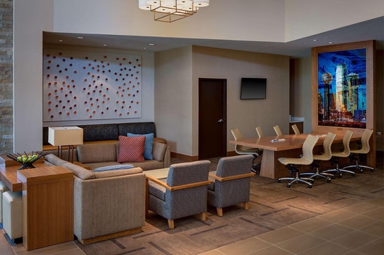 Hyatt Place DFW: Pool & Spa Day Pass Dallas | ResortPass