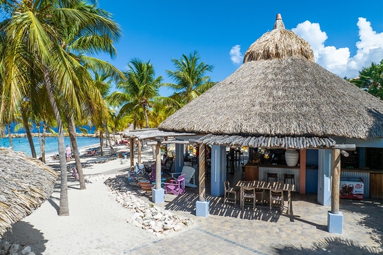Blue Bay Curaçao Golf & Beach Resort: Pool & Spa Day Pass St. Michiel ...