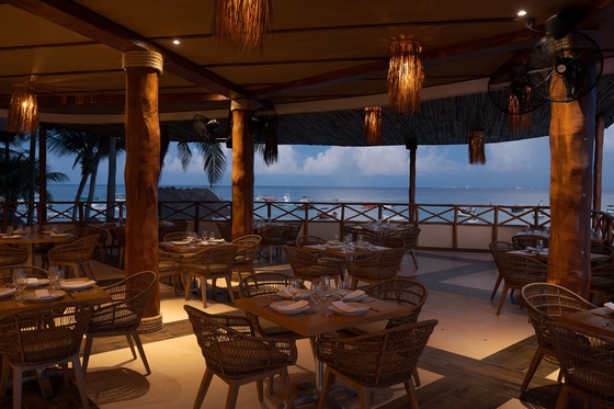 Fragata Beach Club: Pool & Spa Day Pass Playa del Carmen | ResortPass