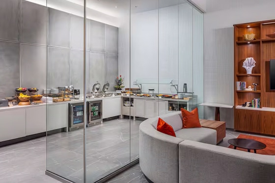 Signia by Hilton Atlanta Georgia World Congress Center: Pool & Spa Day ...