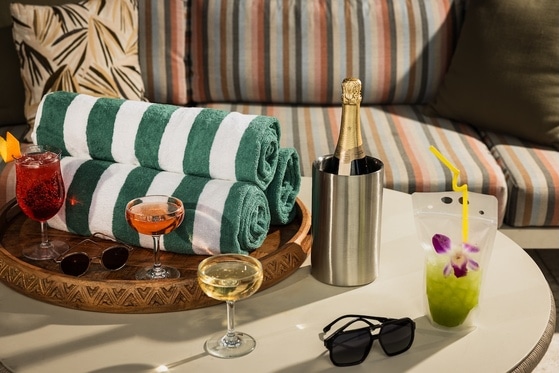 Kimpton Hotel Palomar Phoenix: Pool & Spa Day Pass Phoenix | ResortPass