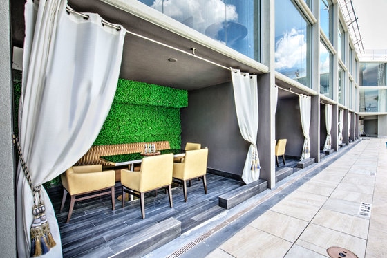 DoubleTree by Hilton Houston Brookhollow: Pool & Spa Day Pass Houston ...